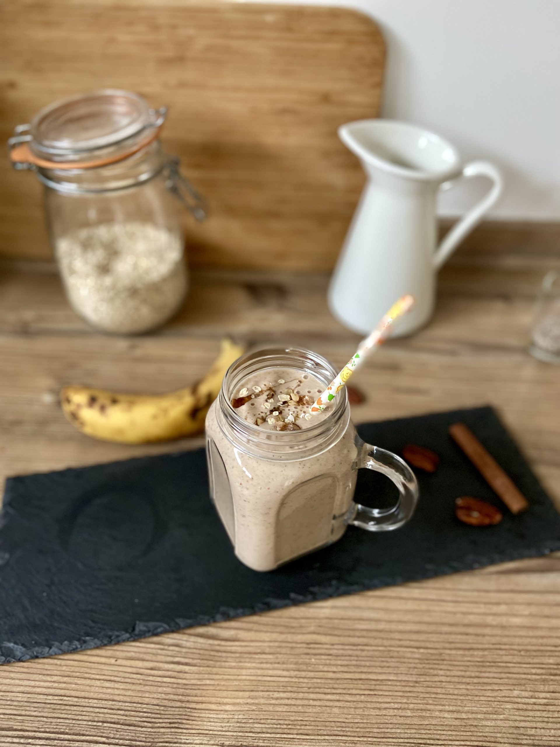 BANANEN-CASHEW-SMOOTHIE - Angelina Fleischmann